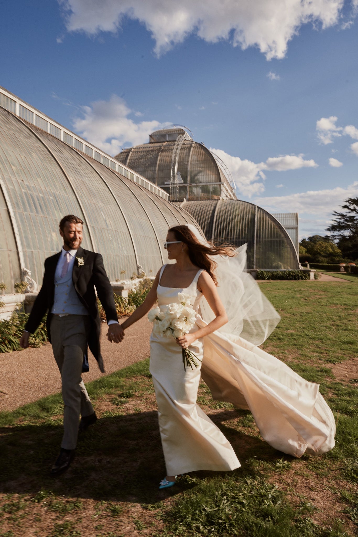 Lucy & George Wedding Gallery – Flowers by Passion